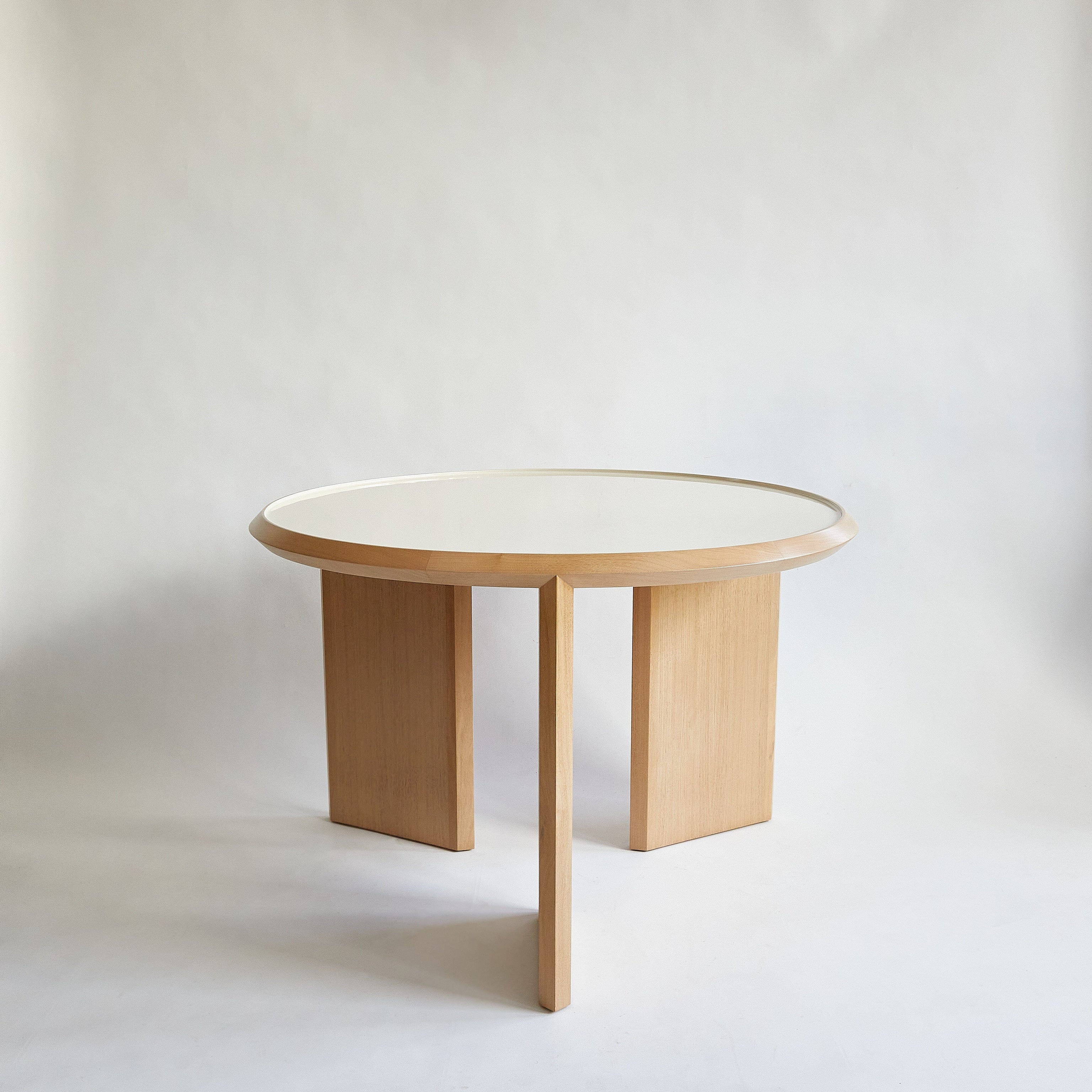 BENNETT TABLE